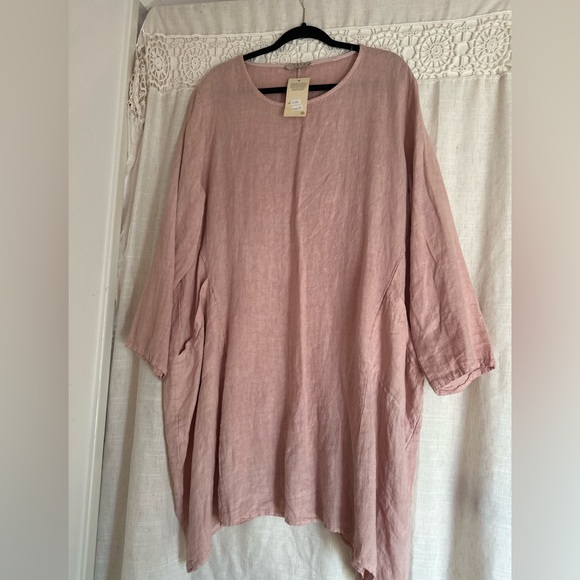 Saga Italy | Dresses | Saga Italy Blush Pink Top | Poshmark